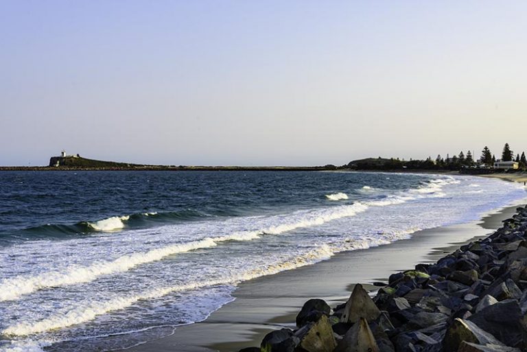 Stockton Beach, Newcastle – Beachmap